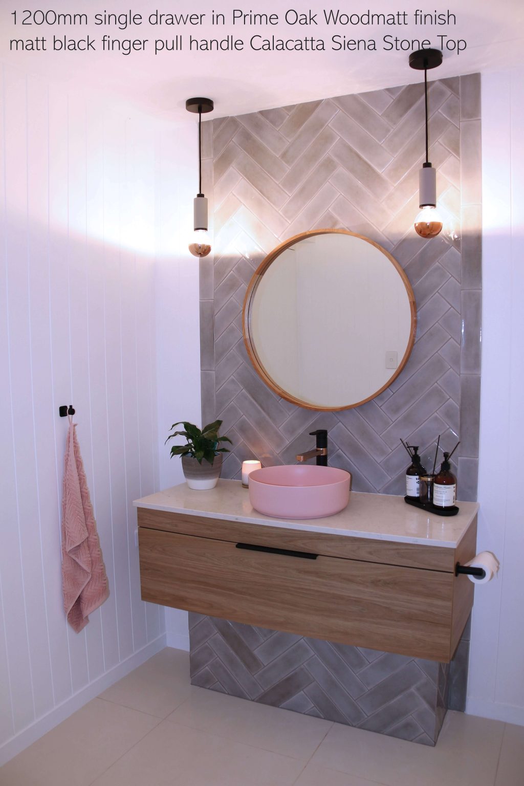 Lucy - Classique Vanities