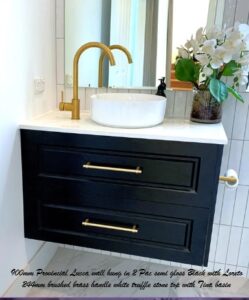 Provincial Lucca - Classique Vanities