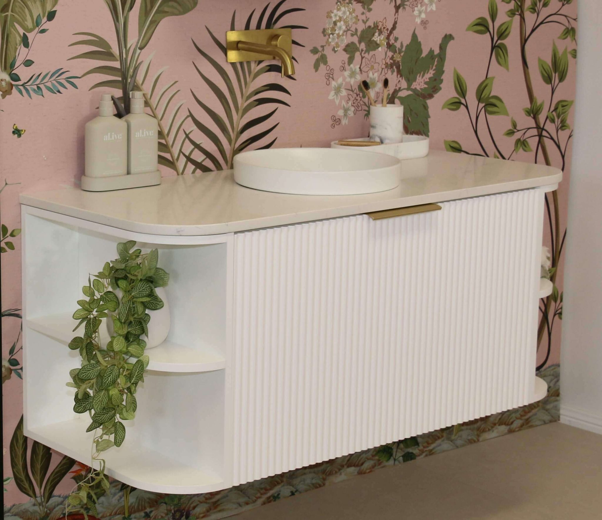 The Bayview - Classique Vanities